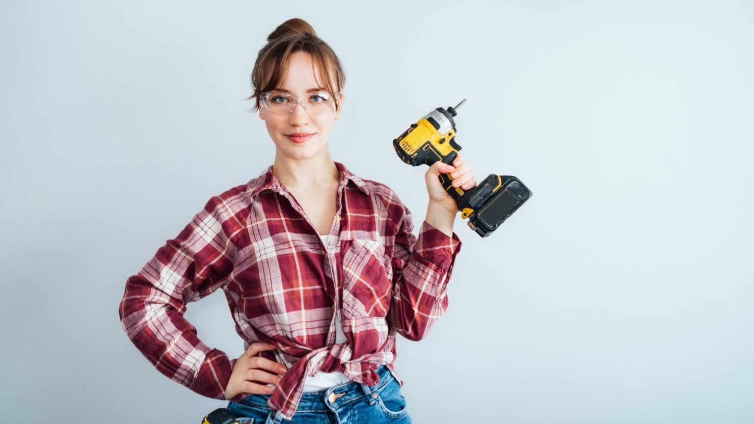 21 DIY Repairs That Can Save Homeowners Big Money - Trendonomist
