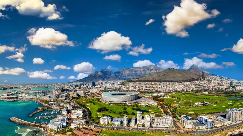 15 Countries Where You Can Experience The Best Weather Year-Round ...