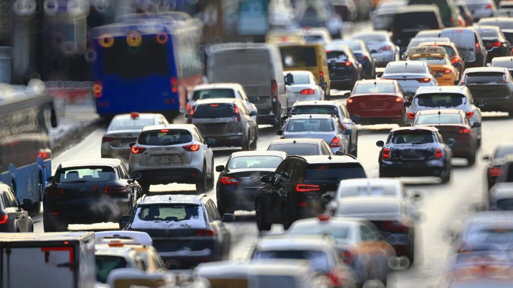 21 Startling Reasons Why People Are Leaving Major Cities - Trendonomist