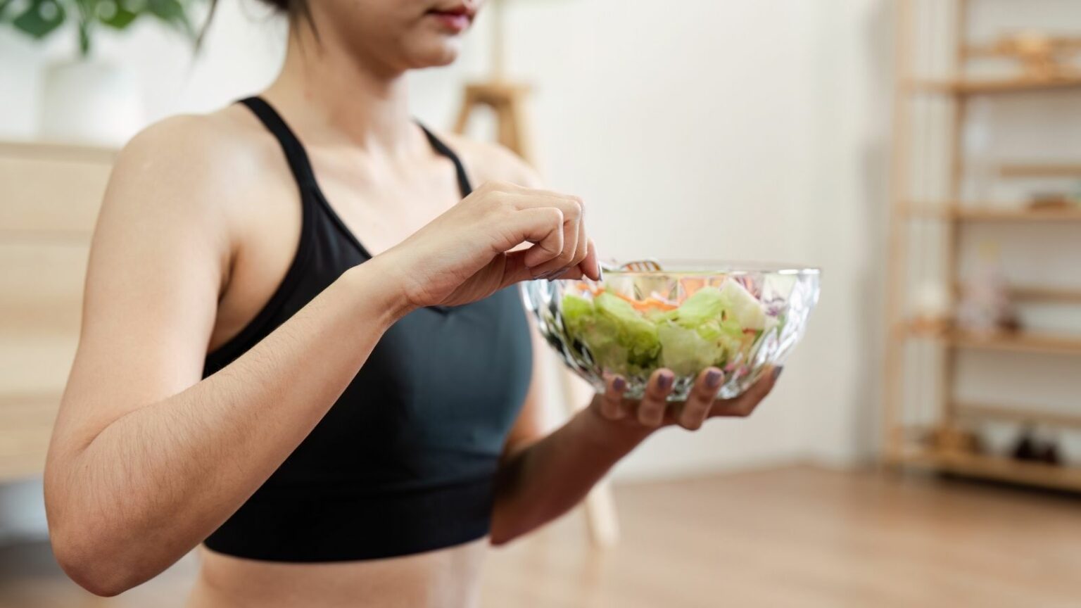 20 Hidden Dangers of Eating Out That Are Quietly Harming Your Health ...