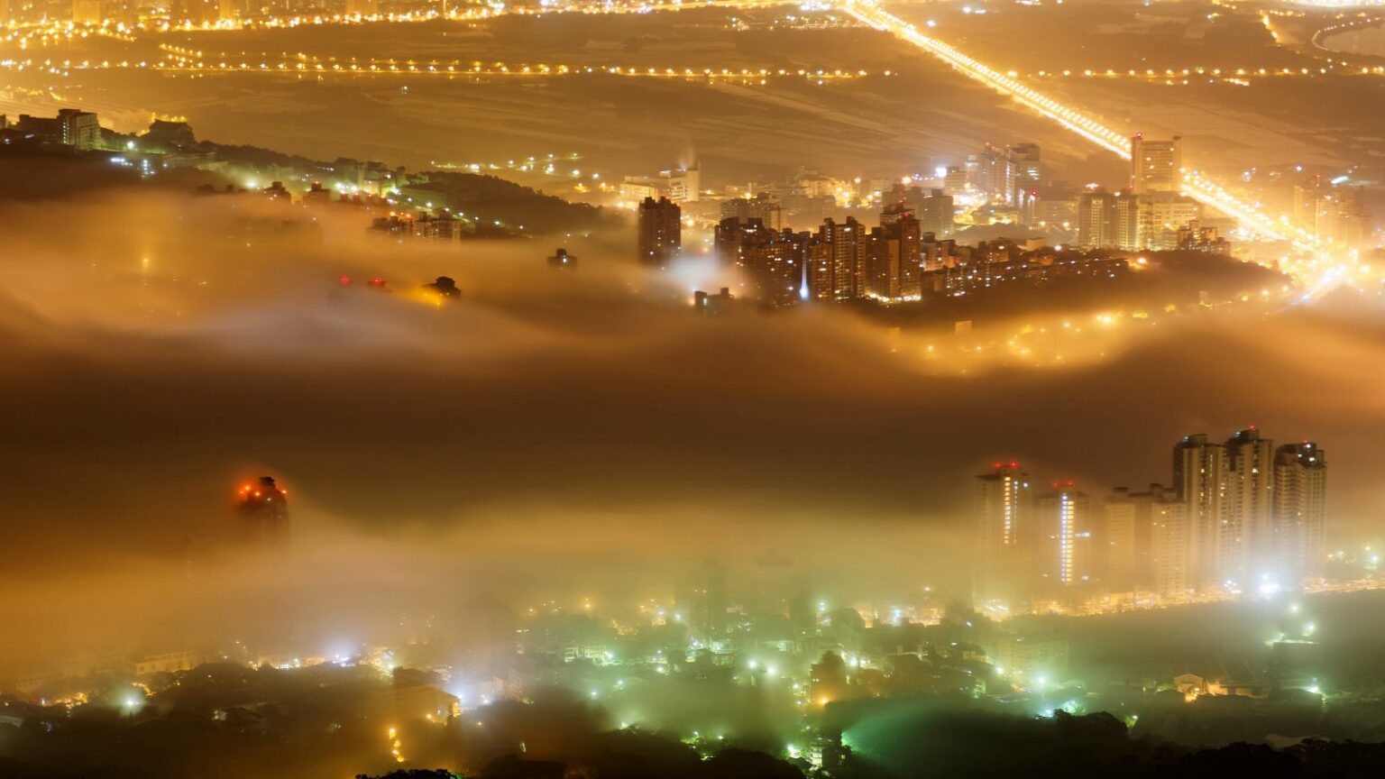 20 Hidden Dangers of Living in Urban Areas You Didn’t Know About ...