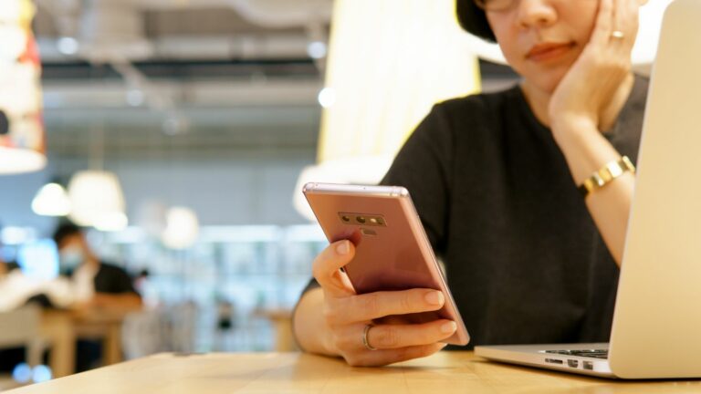 18 Little-Known Dangers of Overusing Smart Home Technology - Trendonomist