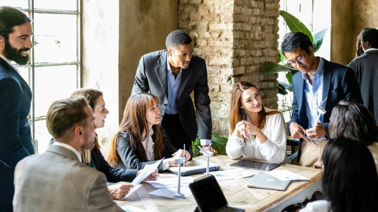 21 Canadian Entrepreneurs Changing the Rules of Business - Trendonomist