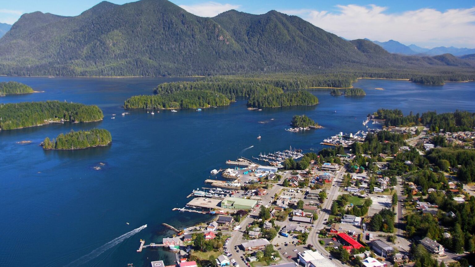 22 Canadian Hidden Gems That Locals Hope Stay Secret - Trendonomist