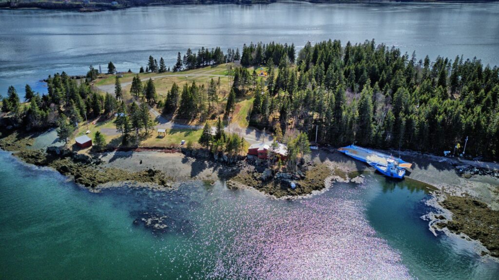 27 Canadian Islands You Can Actually Visit and Fall in Love With ...