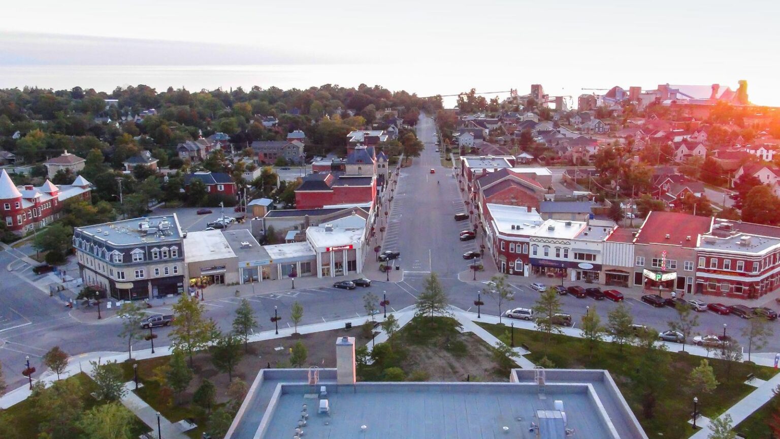 25 Canadian Towns That Feel Like Living in a Storybook - Trendonomist