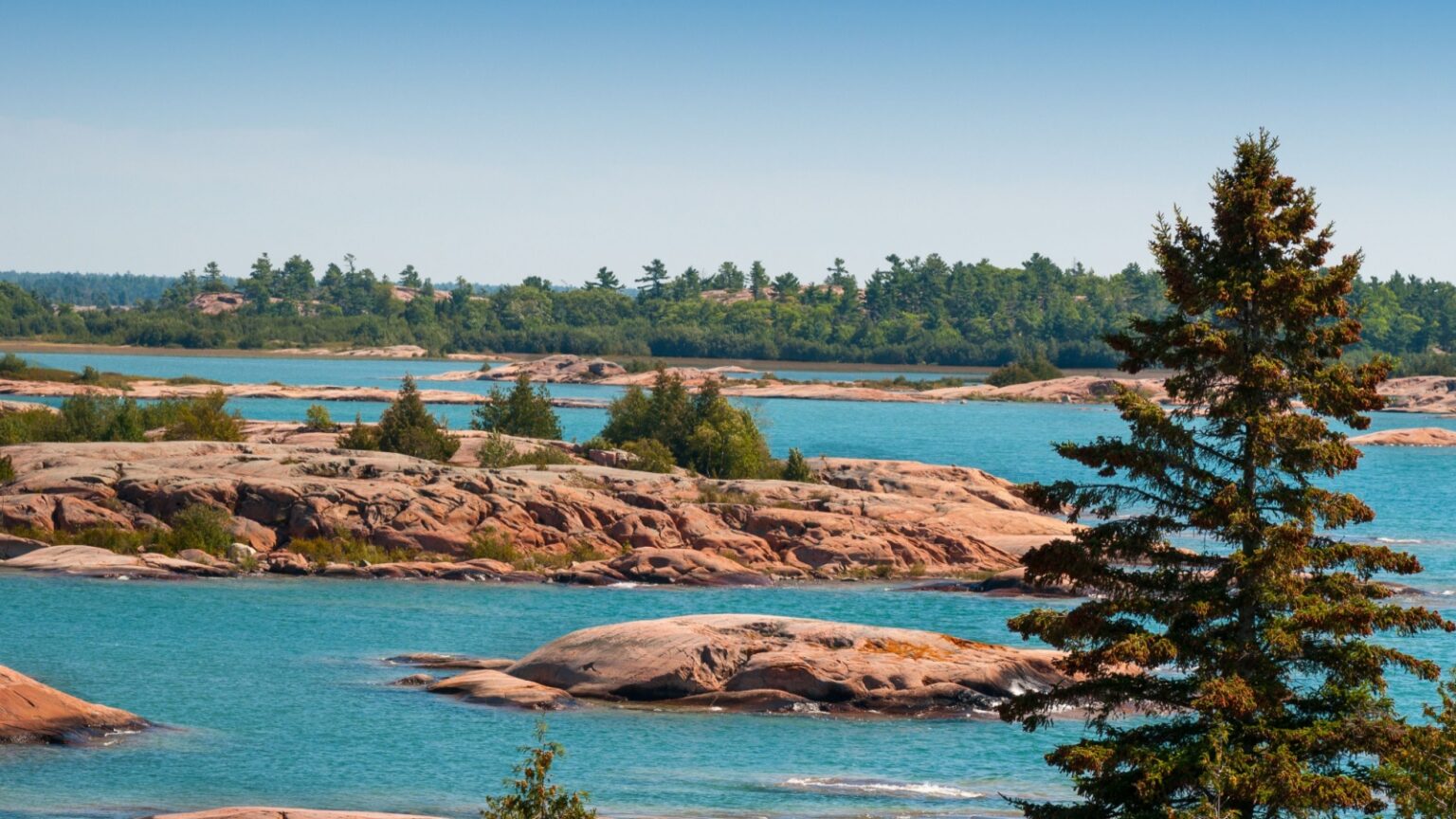 27 Canadian Islands You Can Actually Visit and Fall in Love With ...