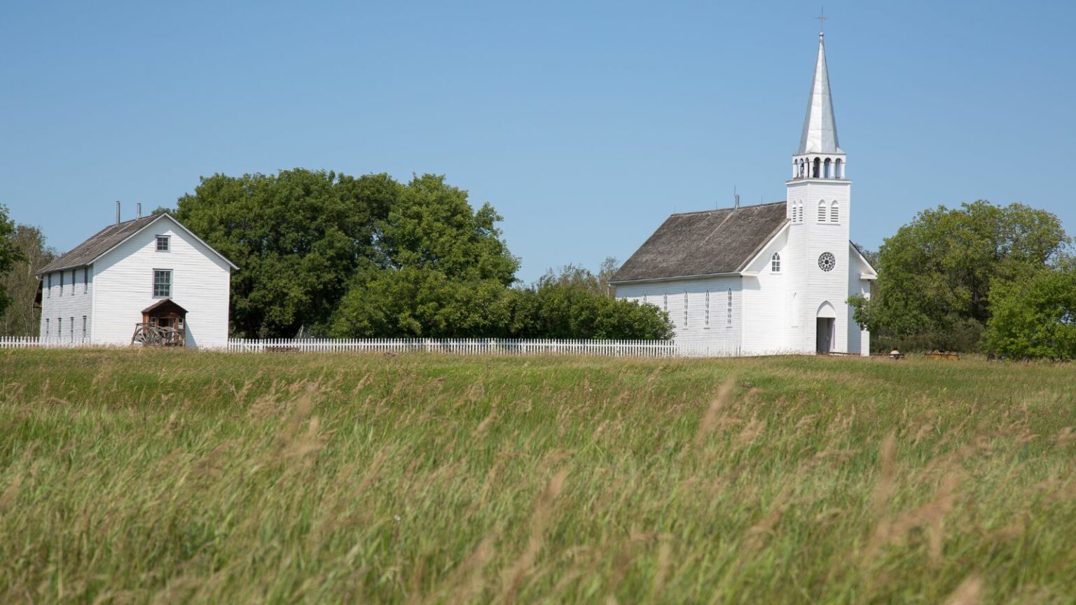 24 Canadian Heritage Sites That Will Leave You in Awe - Trendonomist