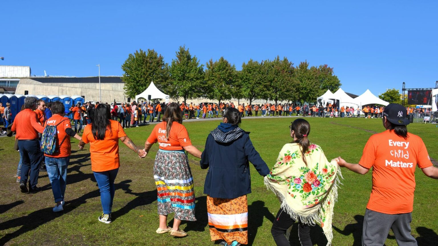 20 Canadian Values That the World Is Starting to Adopt - Trendonomist