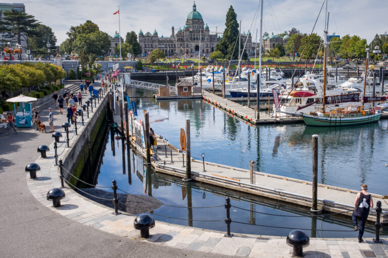 19 Canadian Cities That Are the Future of Urban Living - Trendonomist