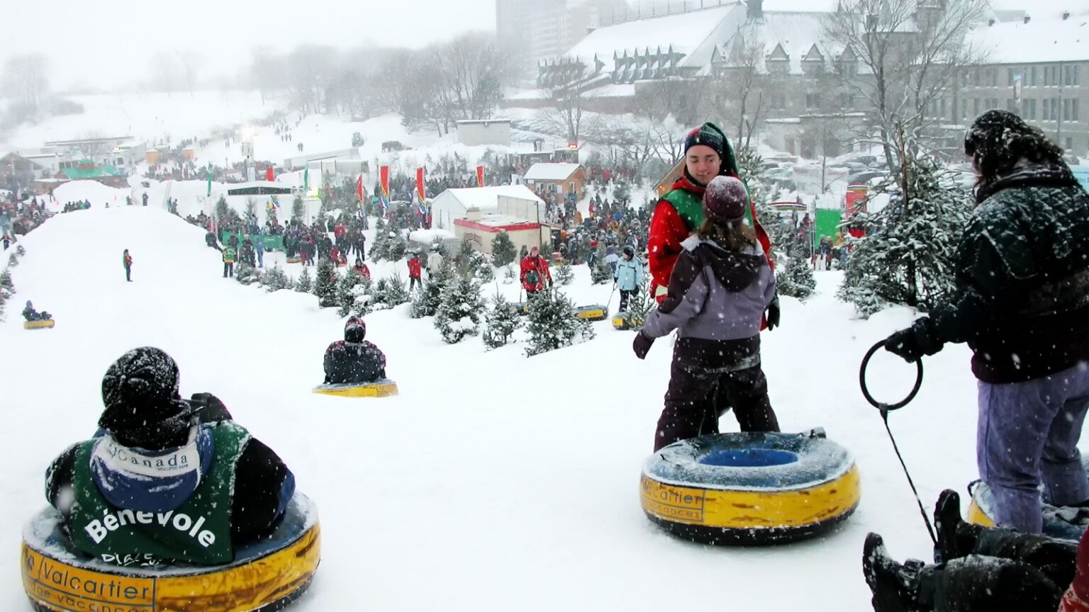 22 Places Where Winter Is Fun On Purpose - Trendonomist