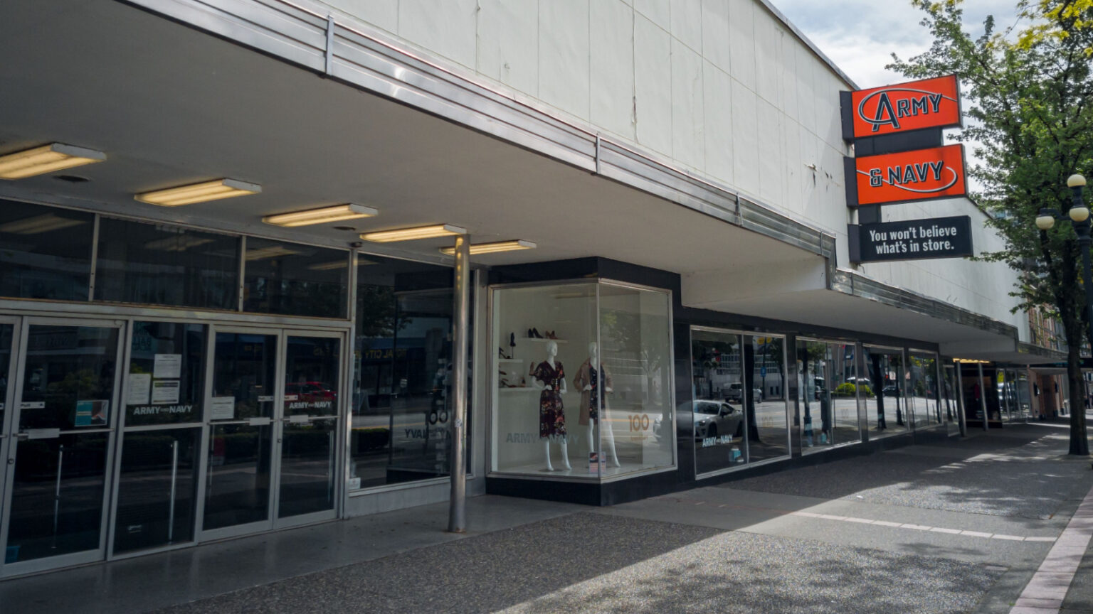 21 Canadian Department Stores That Don’t Exist Anymore - Trendonomist