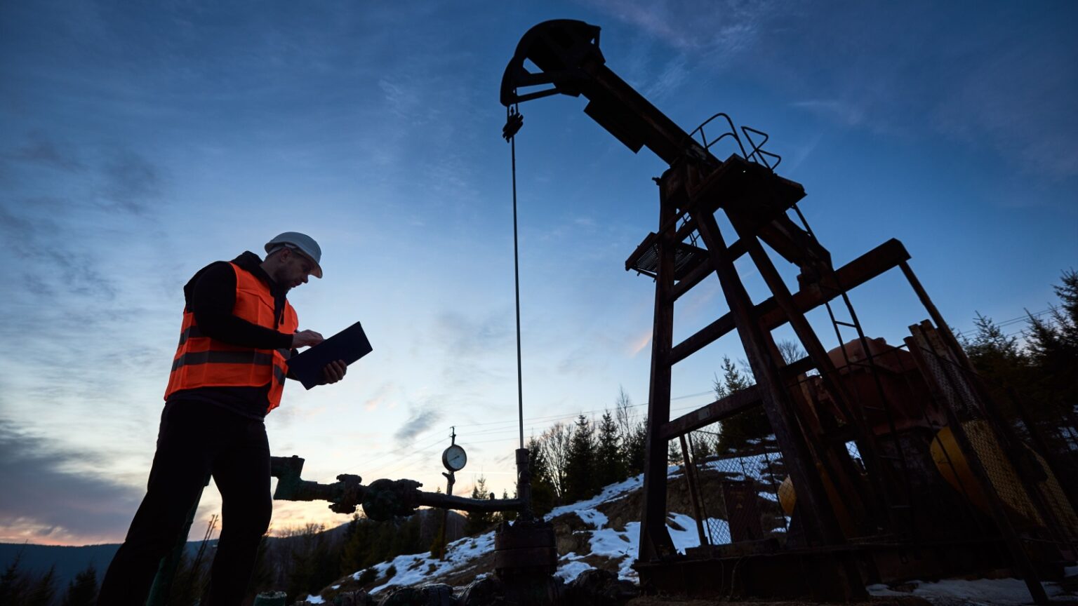 18 Jobs Paying Shockingly Well Without a Degree, Right Here - Trendonomist