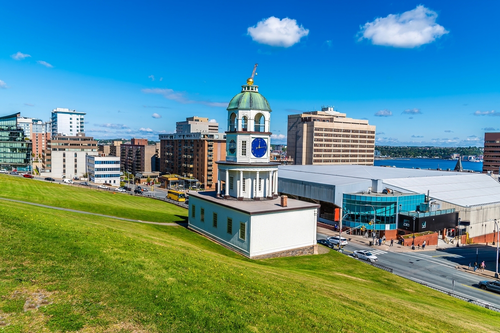 23 Canadian Cities Young People Are Fleeing — and Where They’re Going ...